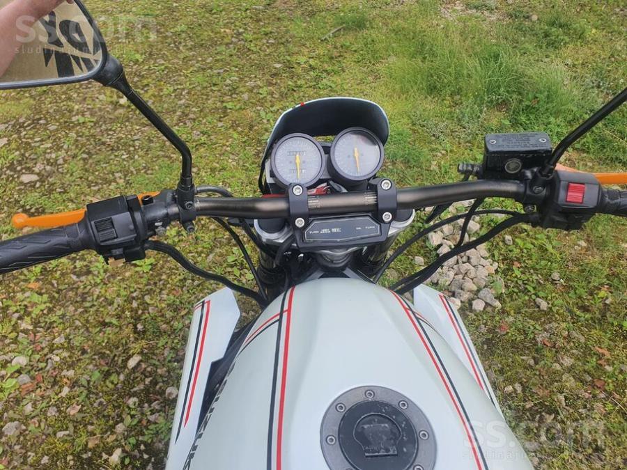 Сузуки GSX 1988 в Огре, объемом двигателя 0.60 л и пробегом 0 тыс. км за 950 €, фото 7 на AUTOMOTO.COM.LV