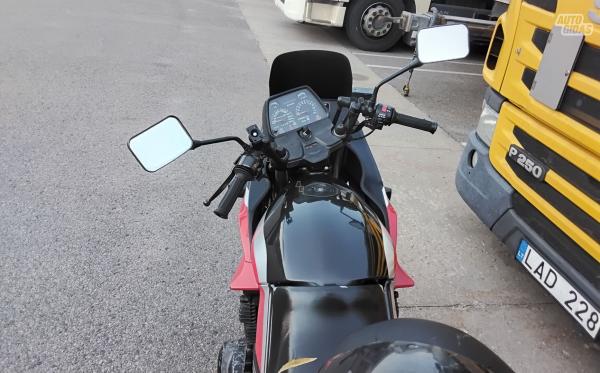 Suzuki GSX 1989 in Vilnius, with an engine capacity of 0.00 L and mileage of 0 thousand km for 800 €, photo 1 on AUTOMOTO.COM.LV