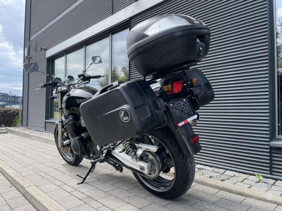 Suzuki GSX 1999 in Riga, with an engine capacity of 0.75 L and mileage of 41 thousand km for 1999 €, photo 4 on AUTOMOTO.COM.LV
