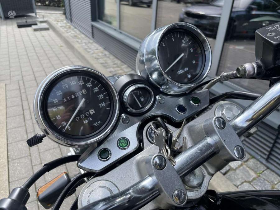 Suzuki GSX 1999 in Riga, with an engine capacity of 0.75 L and mileage of 41 thousand km for 1999 €, photo 8 on AUTOMOTO.COM.LV