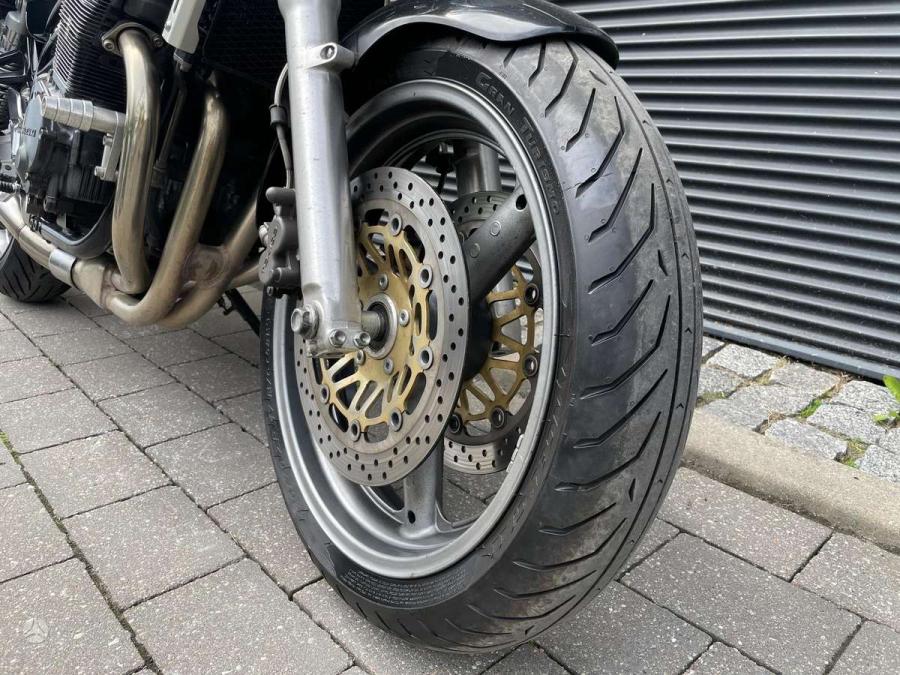 Suzuki GSX 1999 in Riga, with an engine capacity of 0.75 L and mileage of 41 thousand km for 1999 €, photo 16 on AUTOMOTO.COM.LV