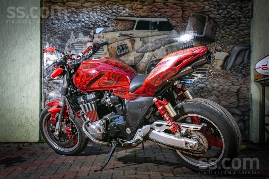Suzuki GSX 2002 Rīga, ar dzinēja tilpumu 1.40 L un nobraukumu 0 tūkst. km par 2350 €, foto 1 vietnē AUTOMOTO.COM.LV