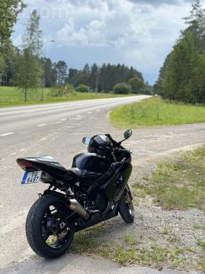 Suzuki GSX 2004 Madona, ar dzinēja tilpumu 0.60 L un nobraukumu 0 tūkst. km par 2900 €, foto 2 vietnē AUTOMOTO.COM.LV