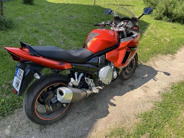 Suzuki GSX 2009 in Vilnius, with an engine capacity of 0.65 L and mileage of 47 thousand km for 2500 €, photo 4 on AUTOMOTO.COM.LV
