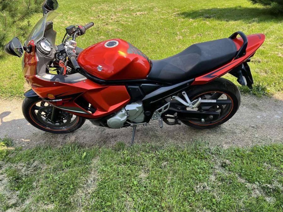 Сузуки GSX 2009 в Вильнюс, объемом двигателя 0.65 л и пробегом 47 тыс. км за 2500 €, фото 5 на AUTOMOTO.COM.LV