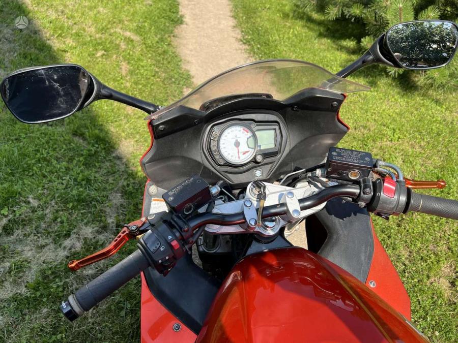 Сузуки GSX 2009 в Вильнюс, объемом двигателя 0.65 л и пробегом 47 тыс. км за 2500 €, фото 6 на AUTOMOTO.COM.LV