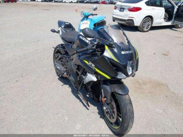 Suzuki GSX 2023 in Klaipeda, with an engine capacity of 1.00 L and mileage of 19 thousand km for 5500 €, photo 1 on AUTOMOTO.COM.LV