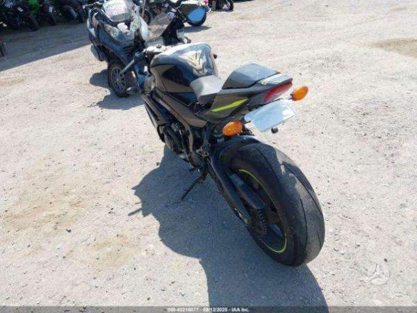 Suzuki GSX 2023 in Klaipeda, with an engine capacity of 1.00 L and mileage of 19 thousand km for 5500 €, photo 3 on AUTOMOTO.COM.LV