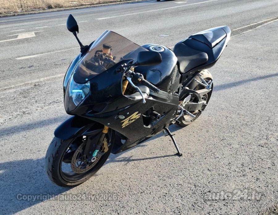 Черный Сузуки GSX-R 1000 2003 в Таллин, объемом двигателя 1.00 л и пробегом 48 тыс. км за 3800 €, фото 5 на AUTOMOTO.COM.LV