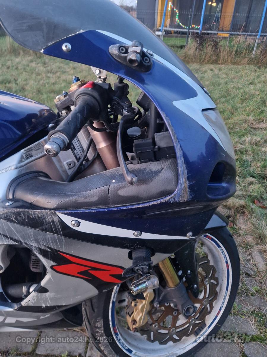 Suzuki GSX-R 1000 2001 Tartu, ar dzinēja tilpumu 0.99 L un nobraukumu 35 tūkst. km par 1700 €, foto 7 vietnē AUTOMOTO.COM.LV
