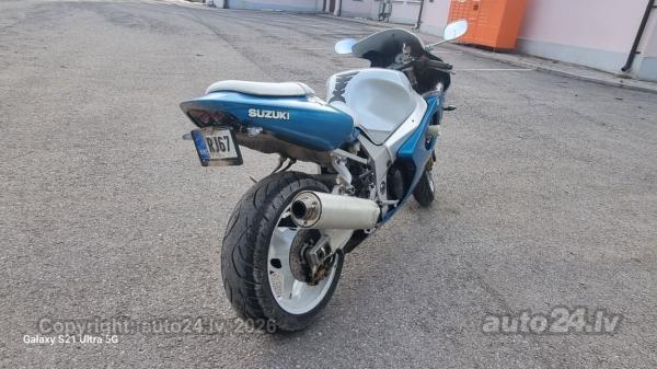 Suzuki GSX-R 1000 2002 Tartu, ar dzinēja tilpumu 0.00 L un nobraukumu 83 tūkst. km par 3750 €, foto 5 vietnē AUTOMOTO.COM.LV