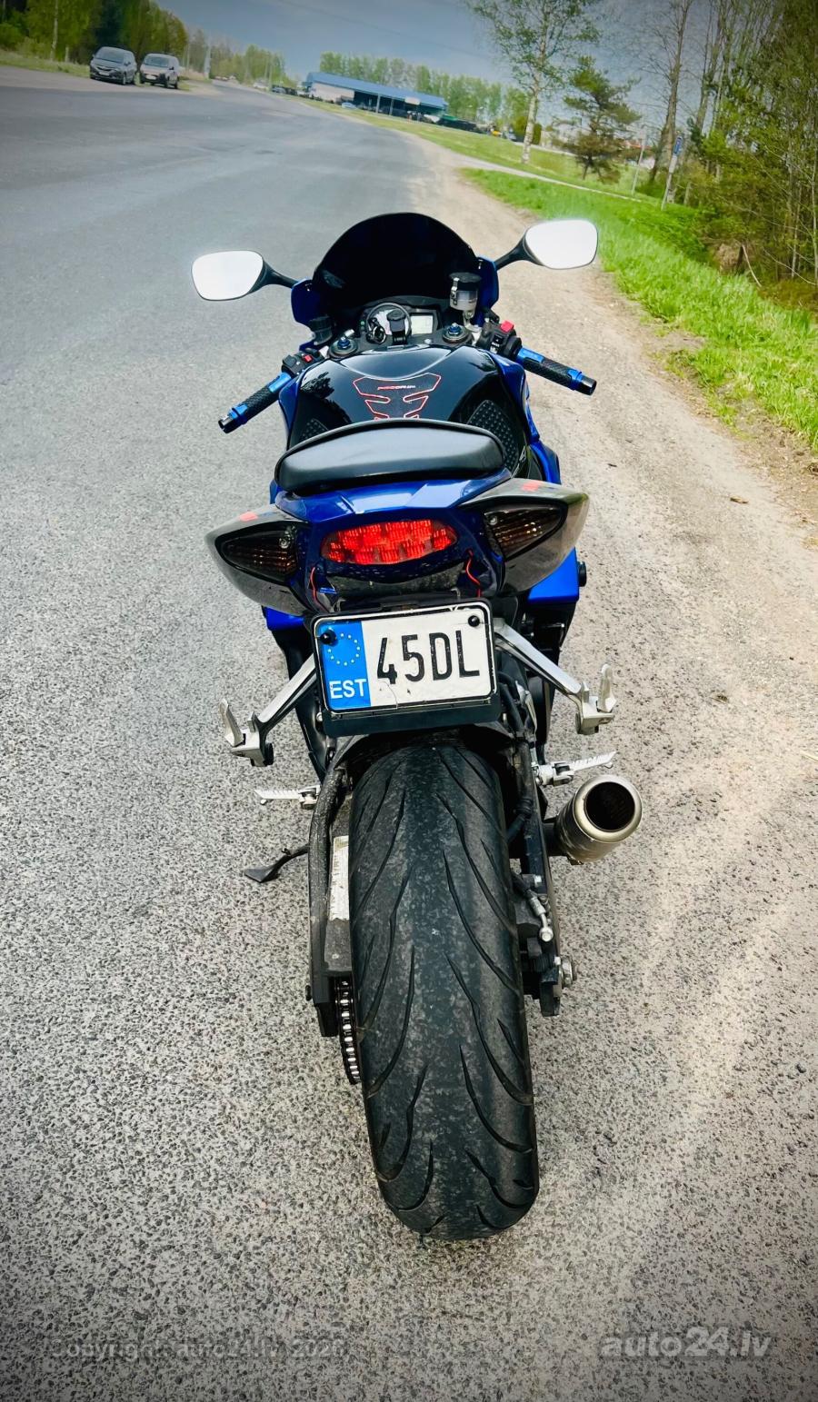 Сузуки GSX-R 1000 2008 в Тарту, объемом двигателя 1.00 л и пробегом 75 тыс. км за 4999 €, фото 5 на AUTOMOTO.COM.LV