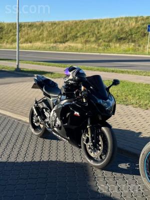 Suzuki GSX-R 1000 2009 in Riga, with an engine capacity of 1.00 L and mileage of 0 thousand km for 6250 €, photo  on AUTOMOTO.COM.LV