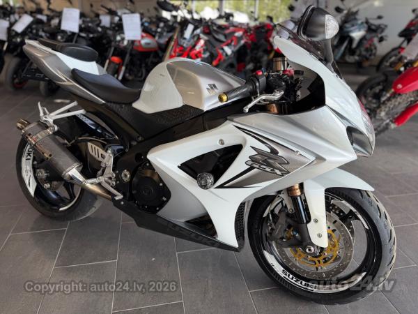 Balts Suzuki GSX-R 1000 2008 Tallina, ar dzinēja tilpumu 1.00 L un nobraukumu 63 tūkst. km par 5490 €, foto 1 vietnē AUTOMOTO.COM.LV