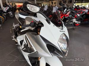 Белый Сузуки GSX-R 1000 2008 в Таллин, объемом двигателя 1.00 л и пробегом 63 тыс. км за 5490 €, фото 10 на AUTOMOTO.COM.LV