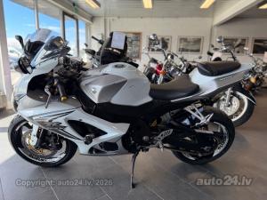 Белый Сузуки GSX-R 1000 2008 в Таллин, объемом двигателя 1.00 л и пробегом 63 тыс. км за 5490 €, фото 15 на AUTOMOTO.COM.LV
