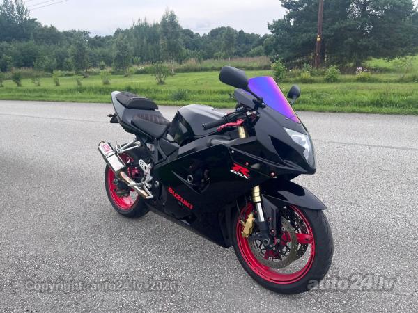 Melns Suzuki GSX-R 600 2004 Tallina, ar dzinēja tilpumu 0.60 L un nobraukumu 47 tūkst. km par 3500 €, foto 1 vietnē AUTOMOTO.COM.LV