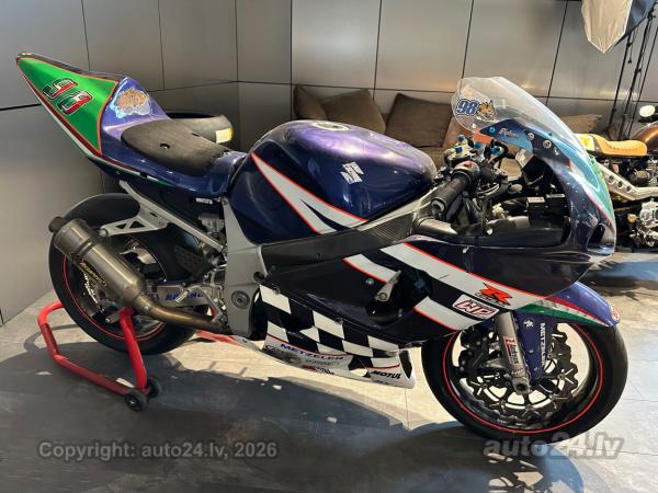 Zils Suzuki GSX-R 600 2001 Tallina, ar dzinēja tilpumu 0.60 L un nobraukumu 0 tūkst. km par 1500 €, foto 2 vietnē AUTOMOTO.COM.LV