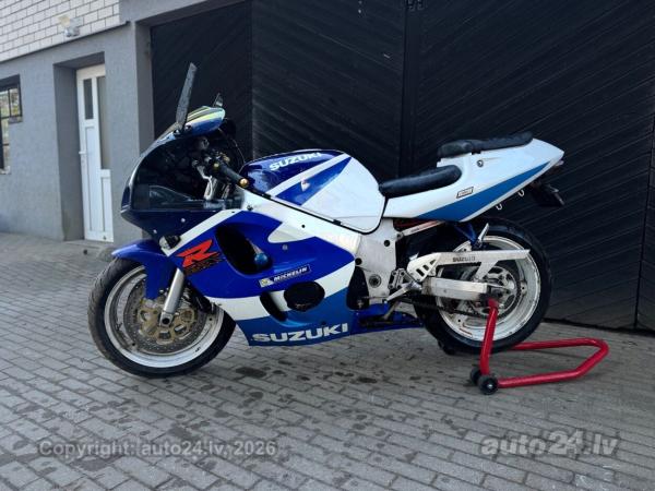 Suzuki GSX-R 600 2000 Tallina, ar dzinēja tilpumu 0.60 L un nobraukumu 37 tūkst. km par 2400 €, foto 4 vietnē AUTOMOTO.COM.LV