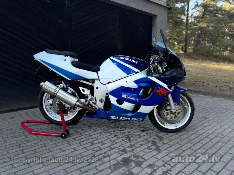Suzuki GSX-R 600 2000 in Tallinn, with an engine capacity of 0.60 L and mileage of 37 thousand km for 2400 €, photo 5 on AUTOMOTO.COM.LV