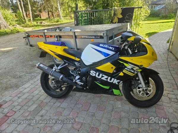 Suzuki GSX-R 600 2001 Tallina, ar dzinēja tilpumu 0.60 L un nobraukumu 0 tūkst. km par 1800 €, foto 1 vietnē AUTOMOTO.COM.LV