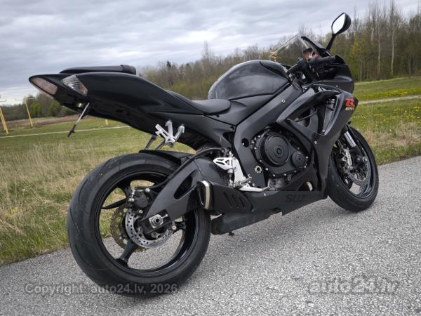 Suzuki GSX-R 600 2007 Tallina, ar dzinēja tilpumu 0.60 L un nobraukumu 8 tūkst. km par 5500 €, foto 5 vietnē AUTOMOTO.COM.LV