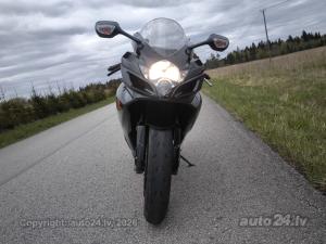 Suzuki GSX-R 600 2007 Tallina, ar dzinēja tilpumu 0.60 L un nobraukumu 8 tūkst. km par 5500 €, foto 8 vietnē AUTOMOTO.COM.LV