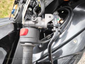 Suzuki GSX-R 600 2007 Tallina, ar dzinēja tilpumu 0.60 L un nobraukumu 8 tūkst. km par 5500 €, foto 14 vietnē AUTOMOTO.COM.LV