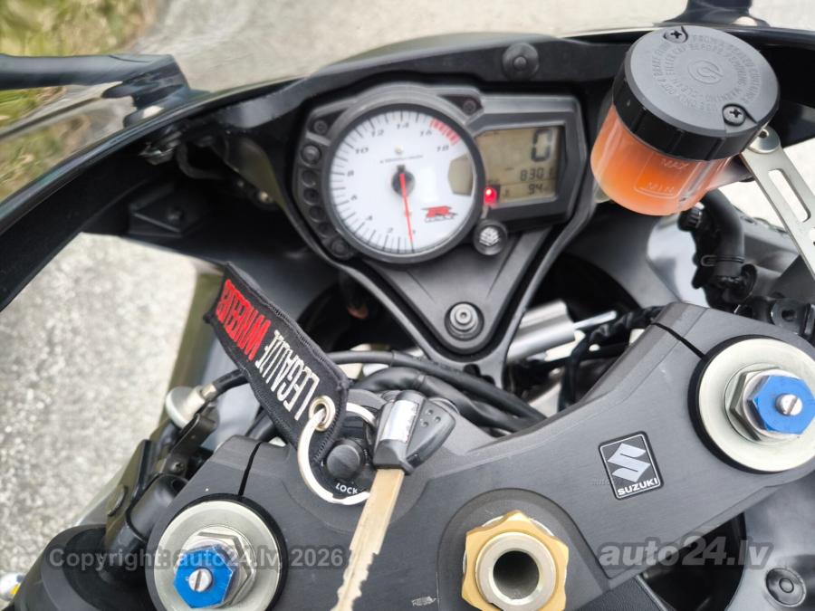 Suzuki GSX-R 600 2007 Tallina, ar dzinēja tilpumu 0.60 L un nobraukumu 8 tūkst. km par 5500 €, foto 15 vietnē AUTOMOTO.COM.LV
