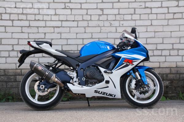 Suzuki GSX-R 600 2013 in Jelgava, with an engine capacity of 0.60 L and mileage of 0 thousand km for 5800 €, photo 1 on AUTOMOTO.COM.LV
