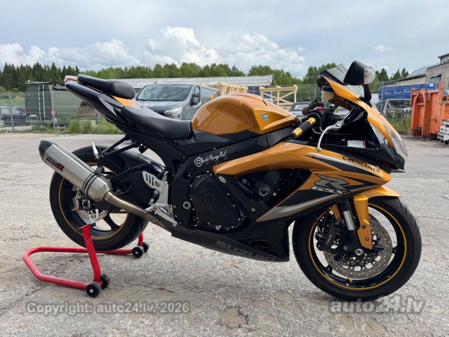 Черный Сузуки GSX-R 750 2009 в Кейла, объемом двигателя 0.75 л и пробегом 36 тыс. км за 7000 €, фото 3 на AUTOMOTO.COM.LV