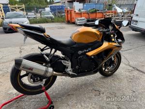 Черный Сузуки GSX-R 750 2009 в Кейла, объемом двигателя 0.75 л и пробегом 36 тыс. км за 7000 €, фото 5 на AUTOMOTO.COM.LV