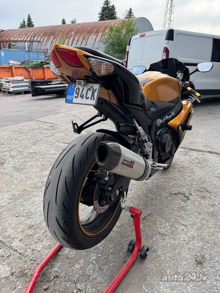 Черный Сузуки GSX-R 750 2009 в Кейла, объемом двигателя 0.75 л и пробегом 36 тыс. км за 7000 €, фото 6 на AUTOMOTO.COM.LV
