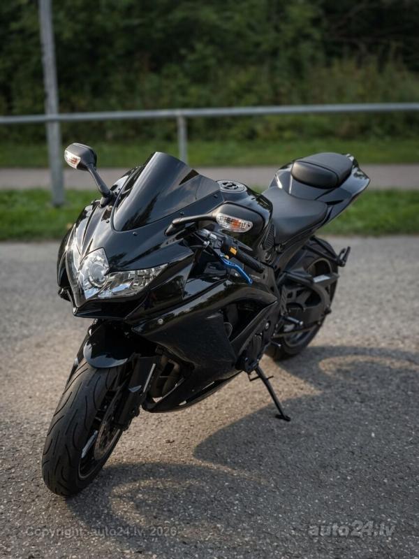 Suzuki GSX-R 750 2009 in Tallinn, with an engine capacity of 0.75 L and mileage of 26 thousand km for 5500 €, photo 1 on AUTOMOTO.COM.LV