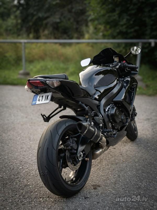 Suzuki GSX-R 750 2009 in Tallinn, with an engine capacity of 0.75 L and mileage of 26 thousand km for 5500 €, photo 2 on AUTOMOTO.COM.LV