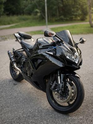 Suzuki GSX-R 750 2009 in Tallinn, with an engine capacity of 0.75 L and mileage of 26 thousand km for 5500 €, photo 4 on AUTOMOTO.COM.LV