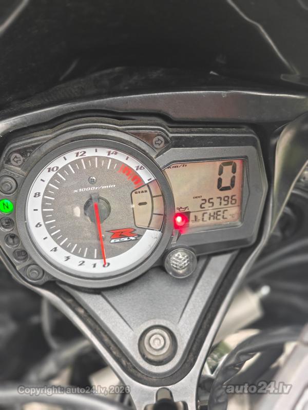 Suzuki GSX-R 750 2009 in Tallinn, with an engine capacity of 0.75 L and mileage of 26 thousand km for 5500 €, photo 5 on AUTOMOTO.COM.LV