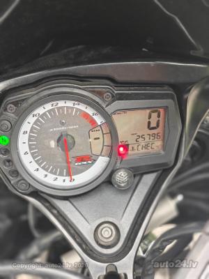 Suzuki GSX-R 750 2009 in Tallinn, with an engine capacity of 0.75 L and mileage of 26 thousand km for 5500 €, photo 6 on AUTOMOTO.COM.LV