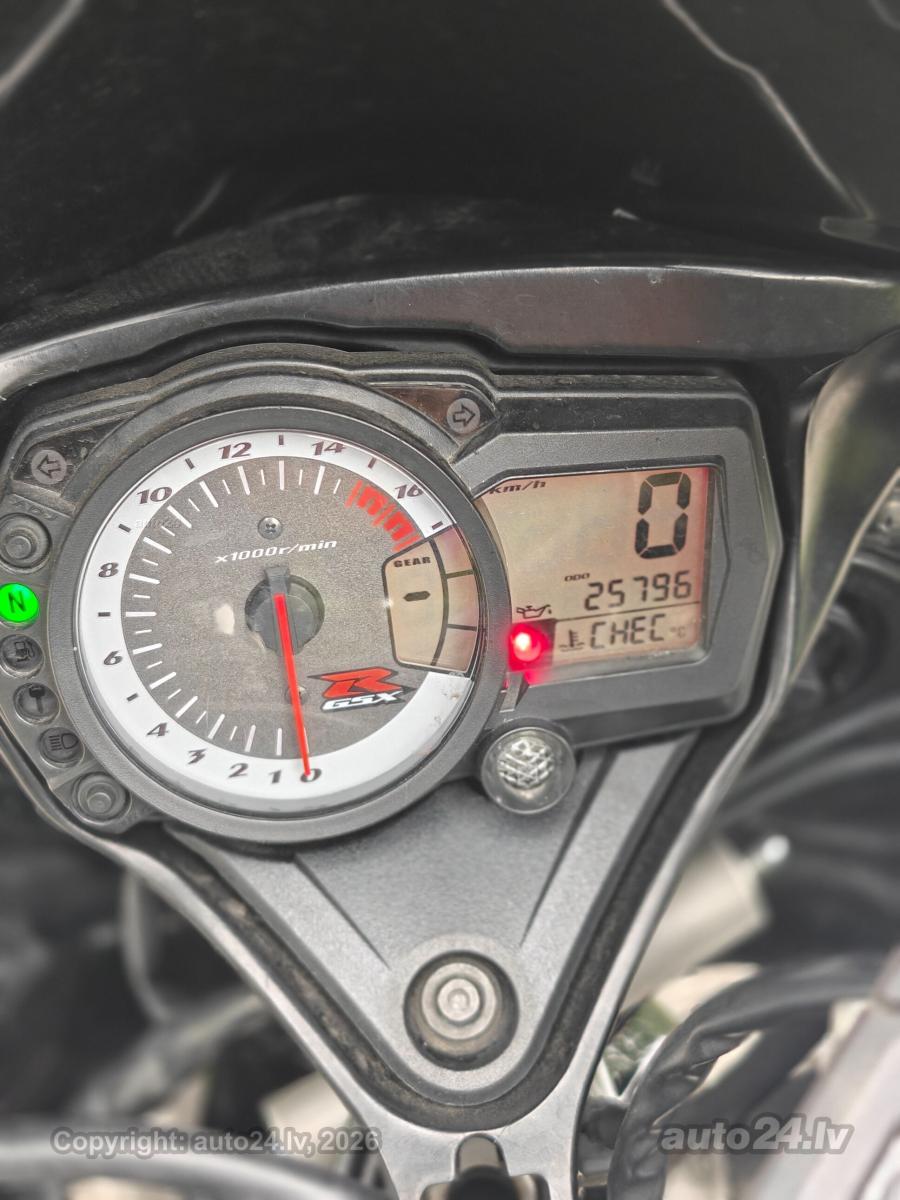 Suzuki GSX-R 750 2009 in Tallinn, with an engine capacity of 0.75 L and mileage of 26 thousand km for 5500 €, photo 6 on AUTOMOTO.COM.LV