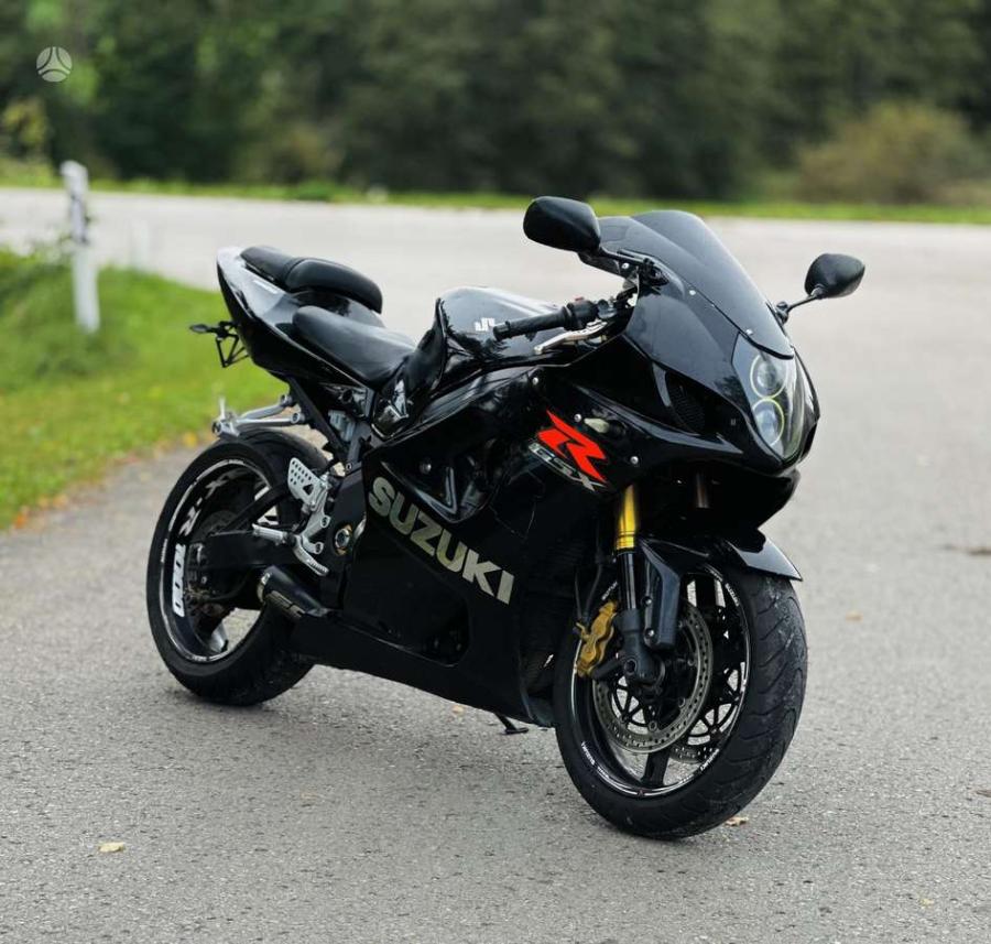 Black Suzuki GSX-R 2003 in Radviliskis, with an engine capacity of 1.00 L and mileage of 31 thousand km for 2500 €, photo 3 on AUTOMOTO.COM.LV