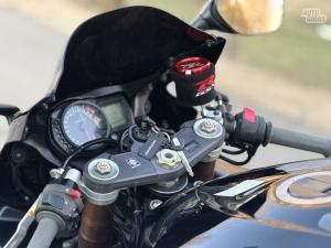 Melns Suzuki GSX-R 2006 Utena, ar dzinēja tilpumu 1.00 L un nobraukumu 72 tūkst. km par 4700 €, foto 10 vietnē AUTOMOTO.COM.LV