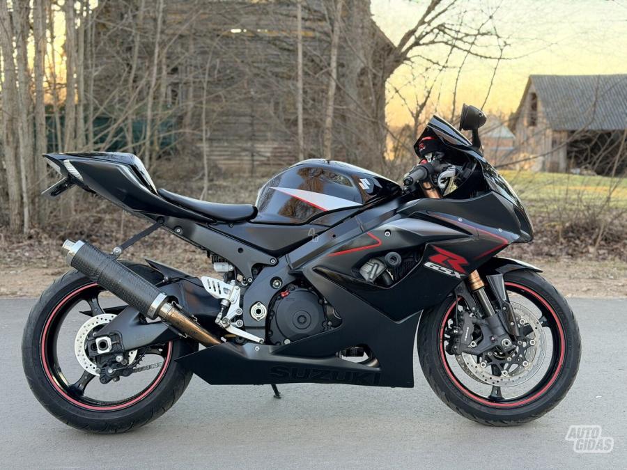 Melns Suzuki GSX-R 2006 Utena, ar dzinēja tilpumu 1.00 L un nobraukumu 72 tūkst. km par 4700 €, foto 11 vietnē AUTOMOTO.COM.LV
