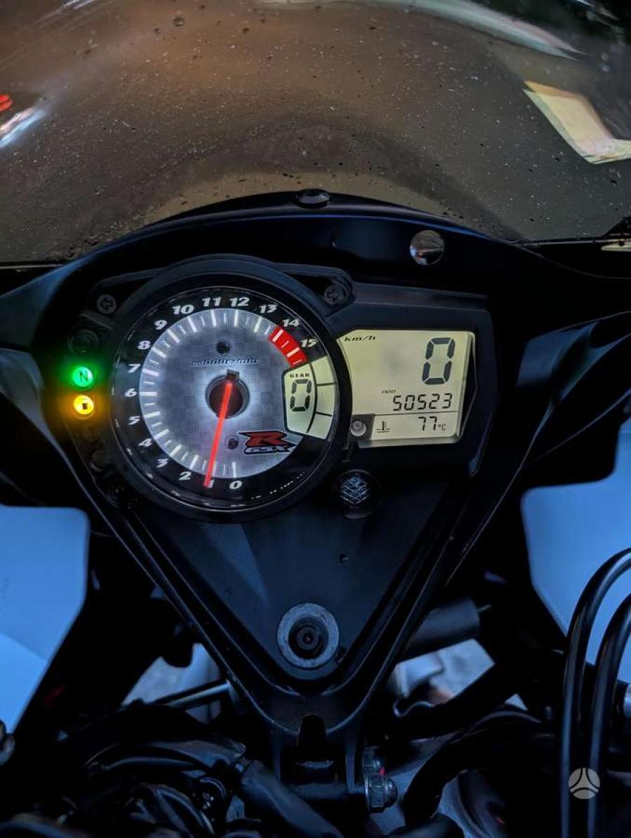 Melns Suzuki GSX-R 2007 Kauņa, ar dzinēja tilpumu 1.00 L un nobraukumu 51 tūkst. km par 4300 €, foto 12 vietnē AUTOMOTO.COM.LV