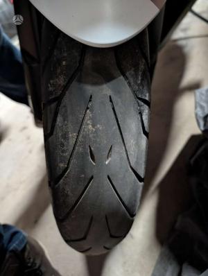Melns Suzuki GSX-R 2007 Kauņa, ar dzinēja tilpumu 1.00 L un nobraukumu 51 tūkst. km par 4300 €, foto 20 vietnē AUTOMOTO.COM.LV