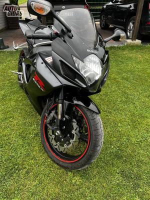 Melns Suzuki GSX-R 2007 Viļņa, ar dzinēja tilpumu 0.75 L un nobraukumu 0 tūkst. km par 3700 €, foto 9 vietnē AUTOMOTO.COM.LV