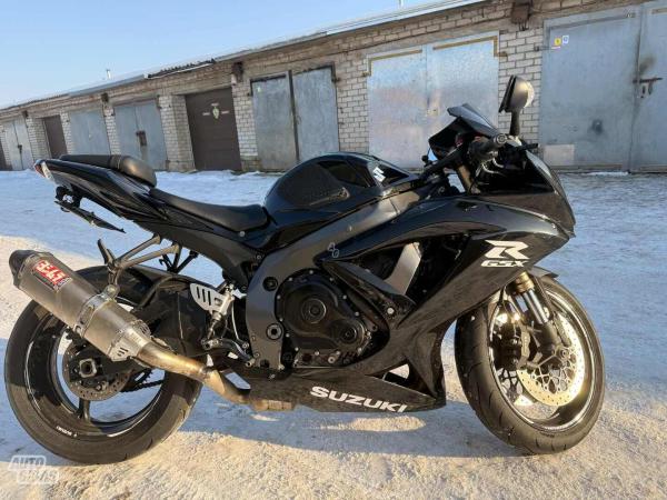 Black Suzuki GSX-R 2008 in Taurage, with an engine capacity of 0.60 L and mileage of 41 thousand km for 3800 €, photo 6 on AUTOMOTO.COM.LV