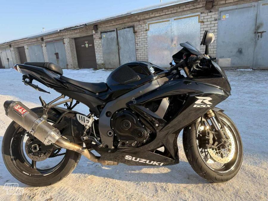 Black Suzuki GSX-R 2008 in Taurage, with an engine capacity of 0.60 L and mileage of 41 thousand km for 3800 €, photo 6 on AUTOMOTO.COM.LV