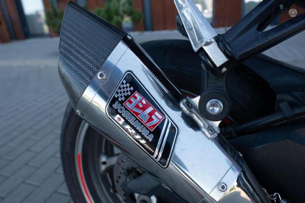 Черный Сузуки GSX-R 2012 в Каунас, объемом двигателя 0.60 л и пробегом 10 тыс. км за 6450 €, фото 3 на AUTOMOTO.COM.LV