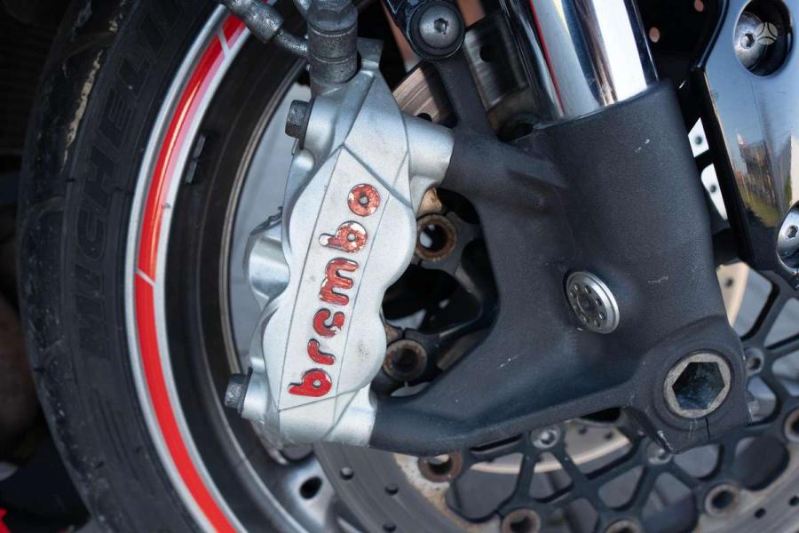 Черный Сузуки GSX-R 2012 в Каунас, объемом двигателя 0.60 л и пробегом 10 тыс. км за 6450 €, фото 7 на AUTOMOTO.COM.LV