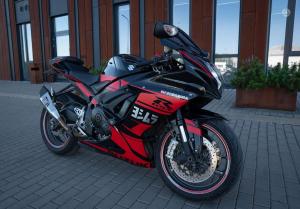 Черный Сузуки GSX-R 2012 в Каунас, объемом двигателя 0.60 л и пробегом 10 тыс. км за 6450 €, фото 13 на AUTOMOTO.COM.LV